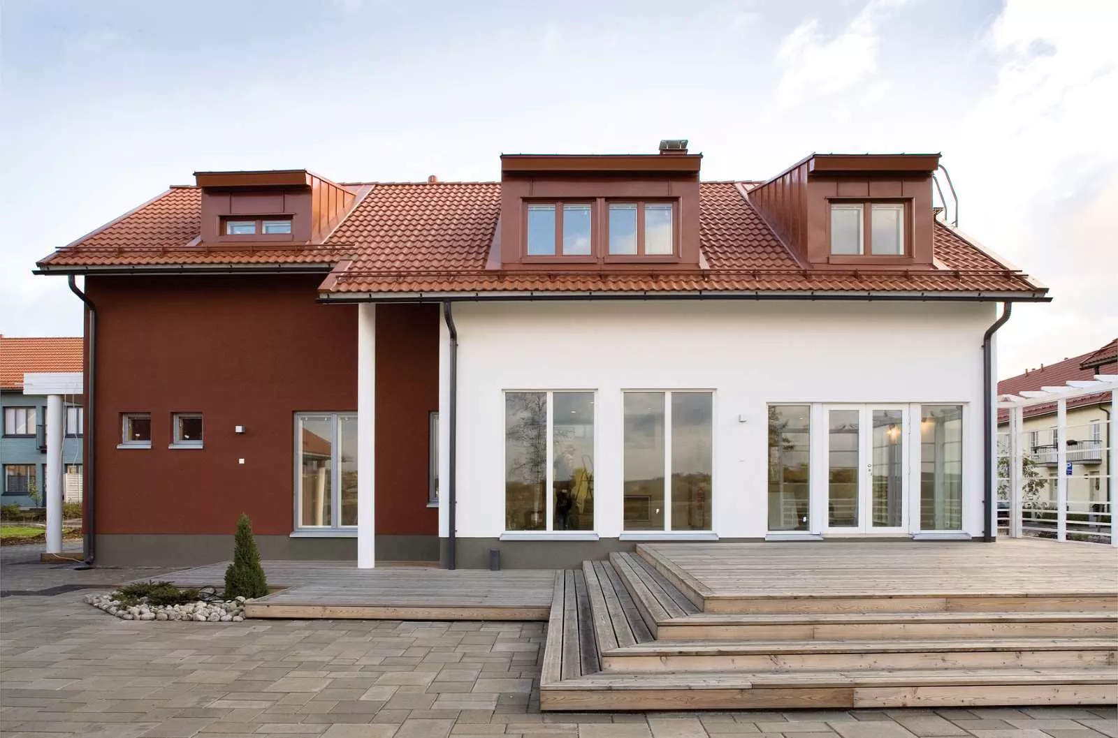 Tuulettuva alapohja eli rossipohja kevytsoraharkoista | Leca Finland